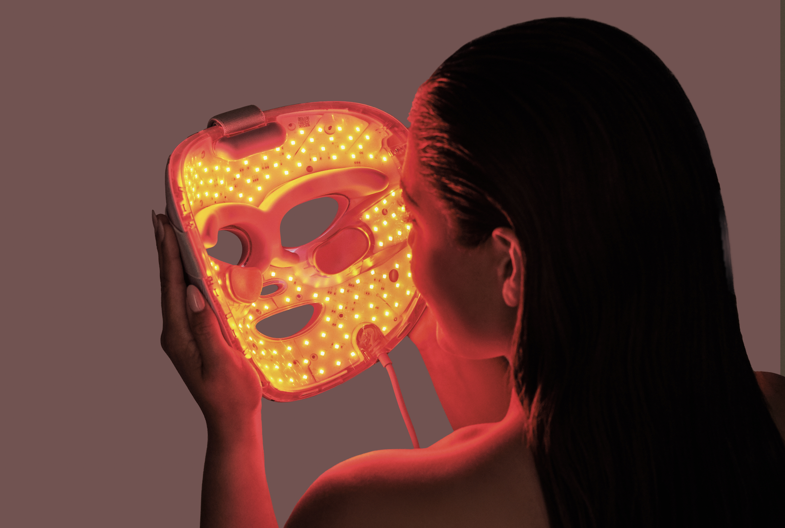 Shark CryoGlow LED Mask – skönhet på nästa nivå - GALA magasin